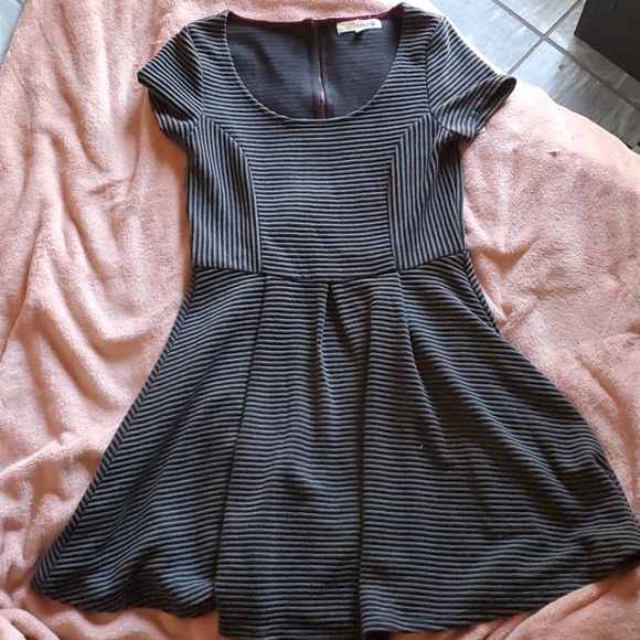 Rewind | Dresses | Nwt Textured Fit And Flare Skater Dress | Poshmark